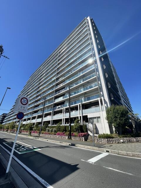 2-chome Minami, Yoshikawa City, Saitama Prefecture